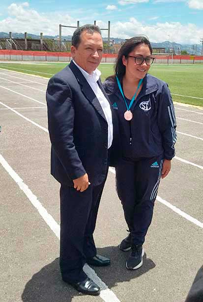 Efemérides. Premiación a los Campeones Regionales de Atletismo, en los ...