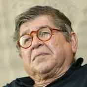 ALFREDO BRYCE ECHENIQUE OBTUVO EL PREMIO FIL DE LITERATURA 2012